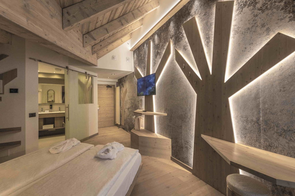 Cover Story. Far1951 by Gruppo Fontana: quando la tradizione incontra l’innovazione - Albergo ...